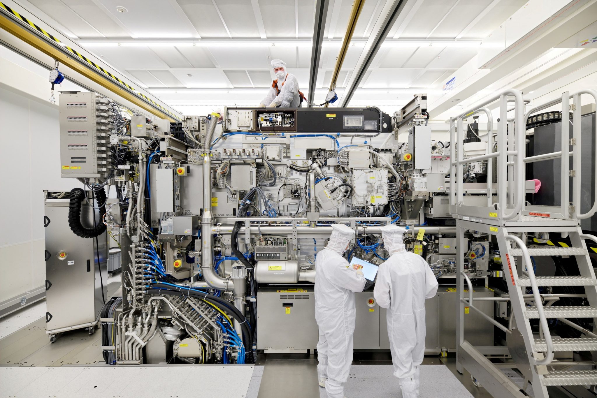 Siprostech - Semiconductor Industry Solutions